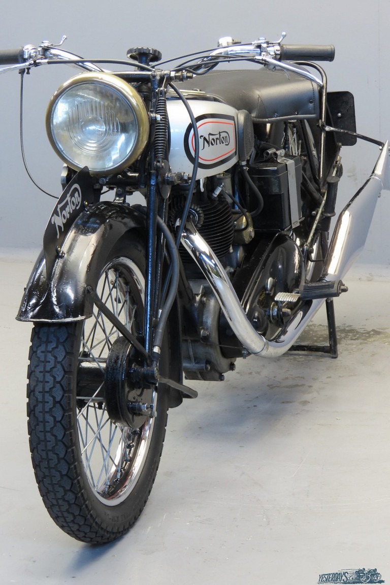 Norton 1934 Model 18 490 cc 1 cyl OHV 3209 - Yesterdays