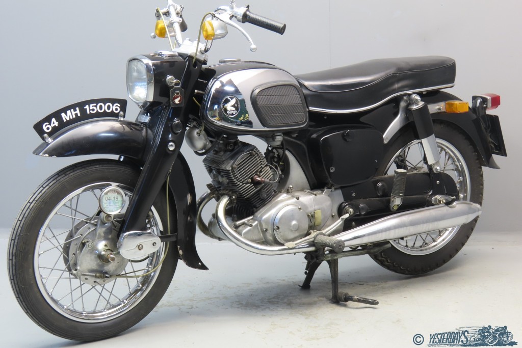 Honda 1964 Benly C92 124cc 2cyl OHC 3310 - Yesterdays