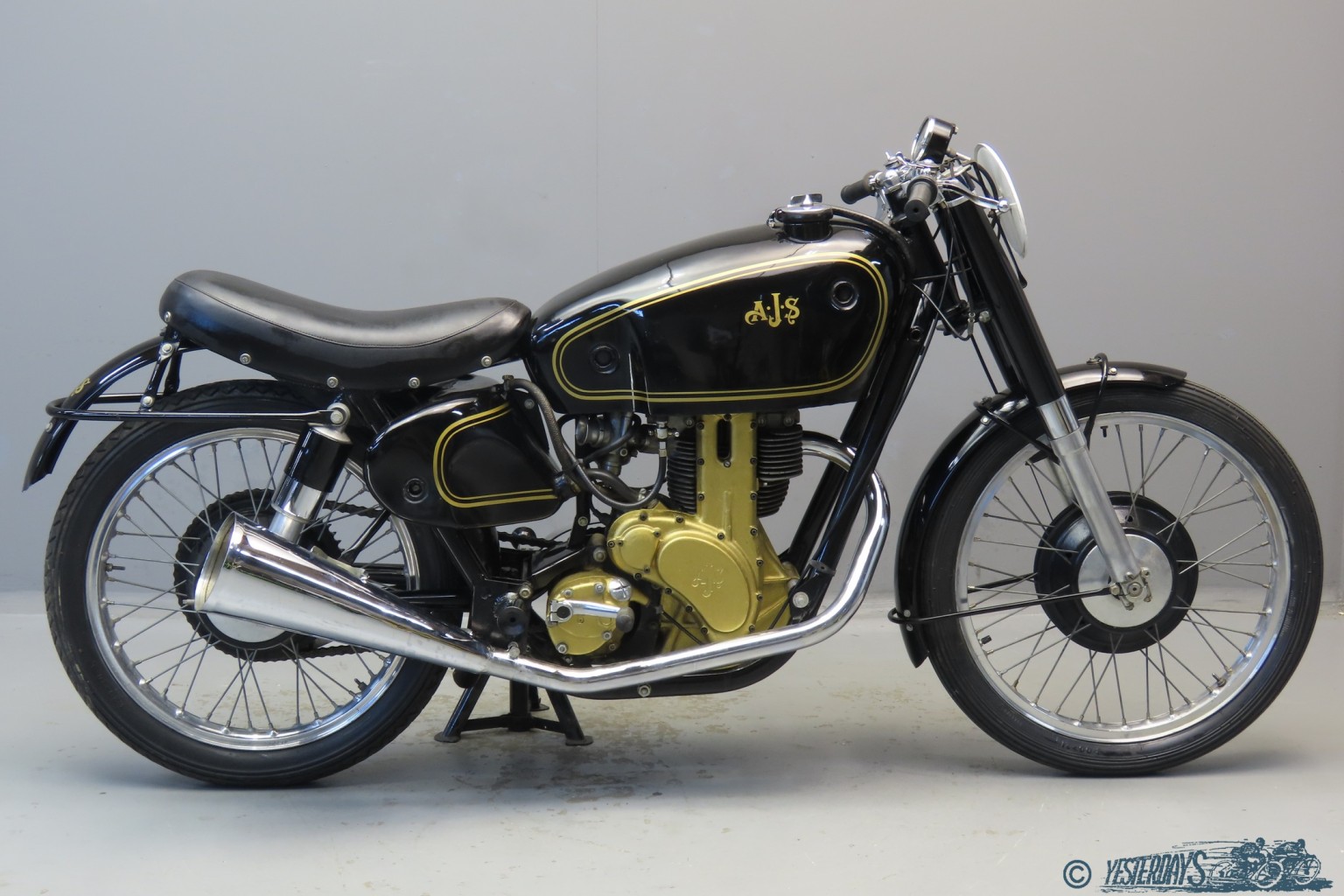 AJS 1949 7R Boy Racer 348cc 1 cyl OHC 3406 - Yesterdays